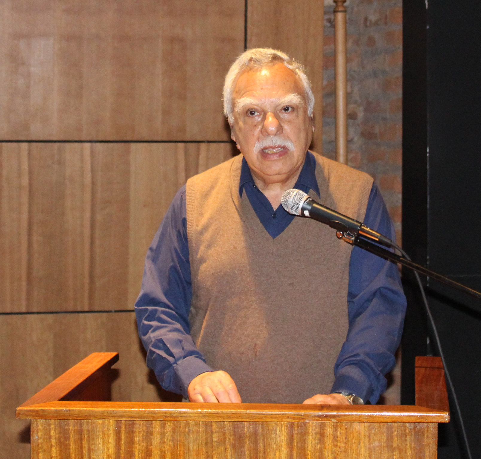 Libro sobre urbanista austriaco Karl Brunner fue relanzado en la FAU ...